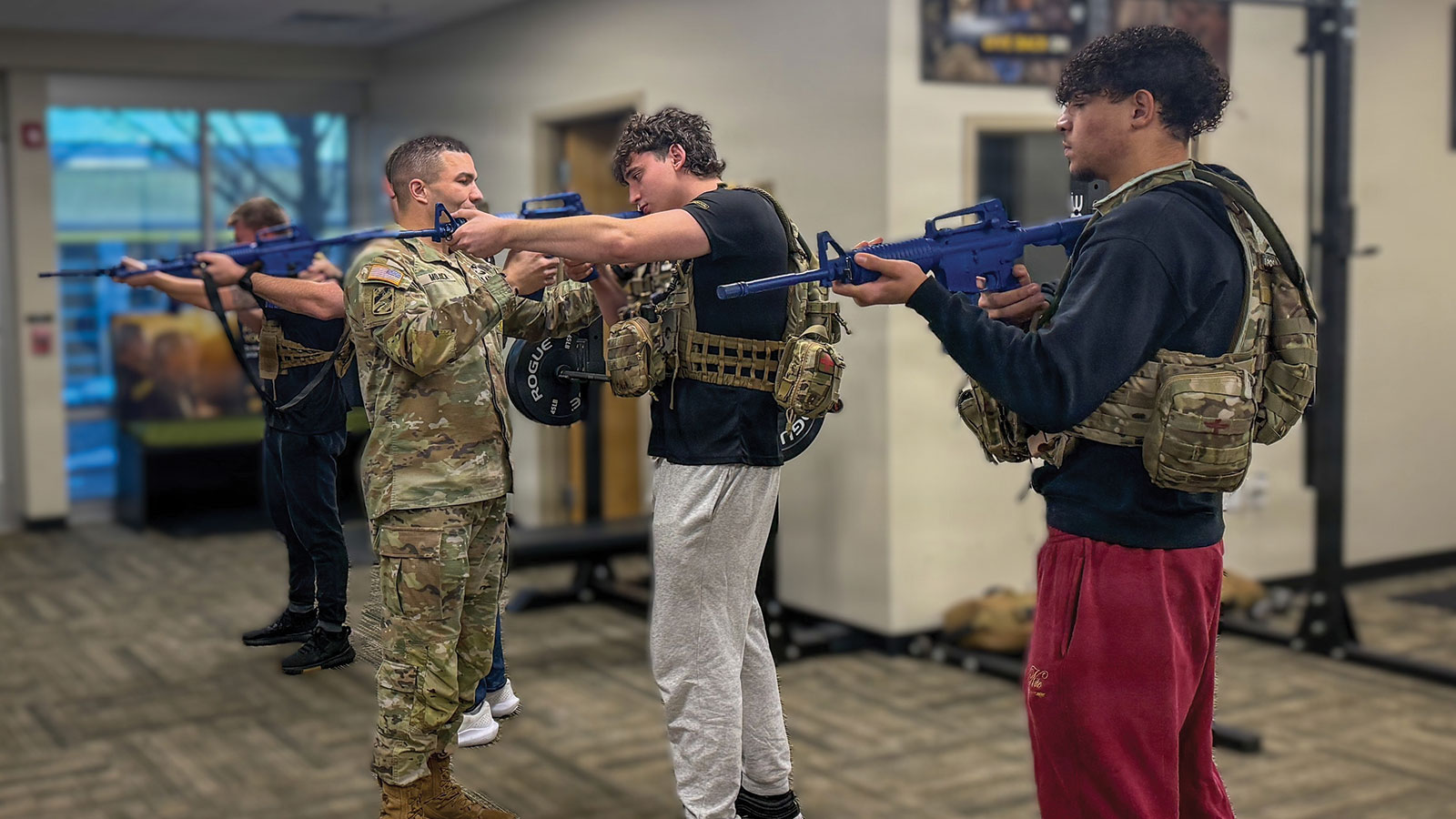 Future Soldiers Gear Up! North Hills Recruiting Station Takes Training ...